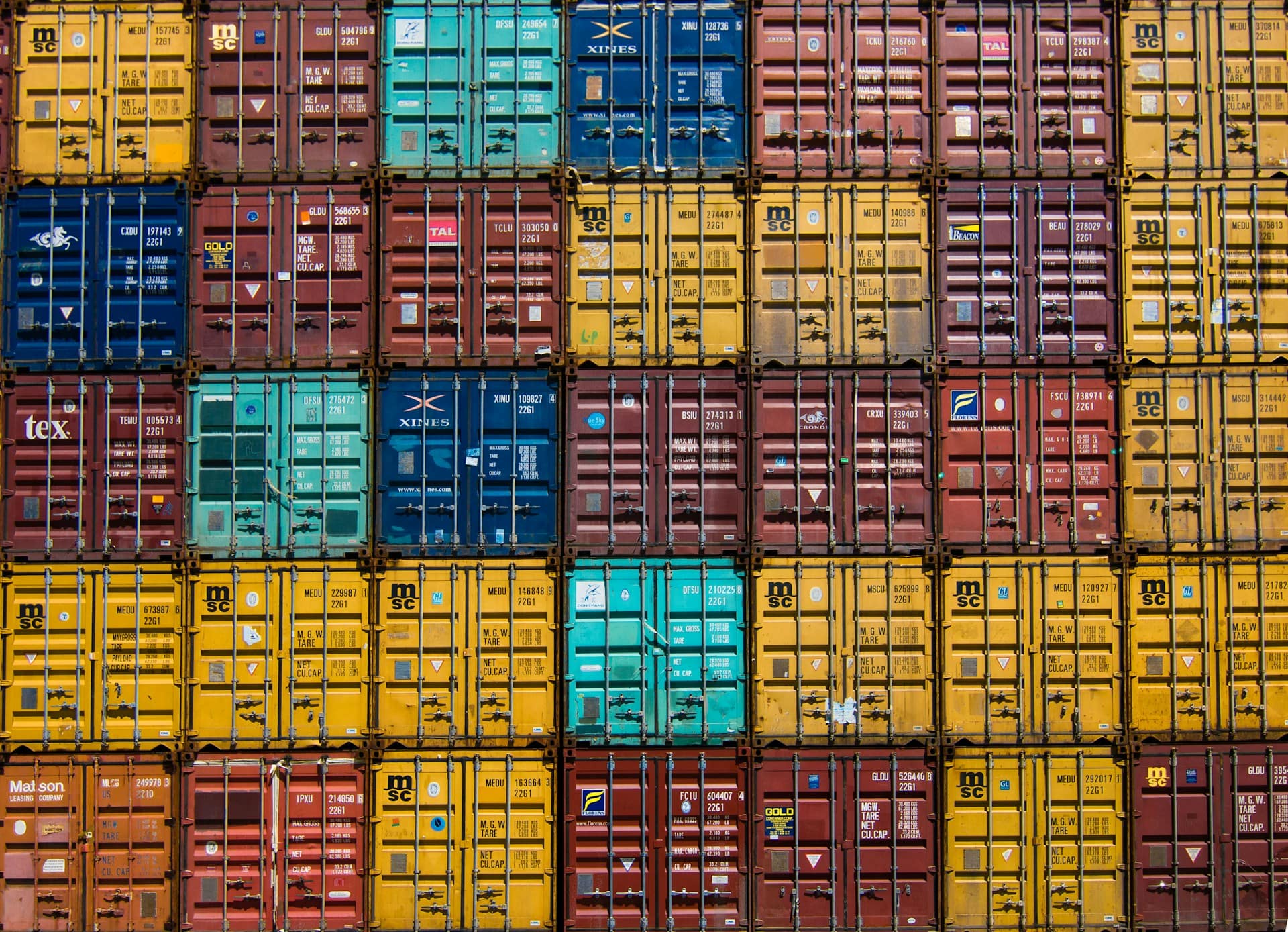 Solving port logistics challenges with IoT devices